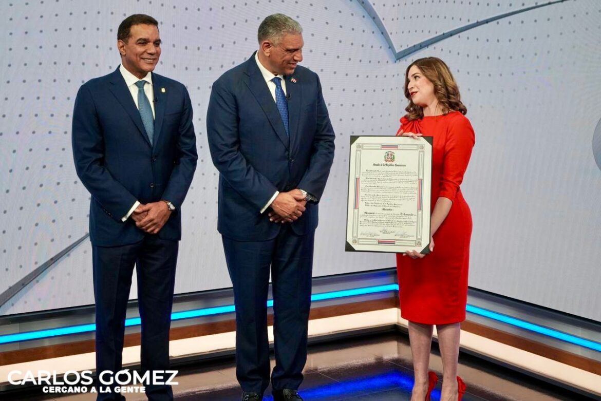 El Senado dominicano rinde homenaje a Telemundo por su impacto en la ...